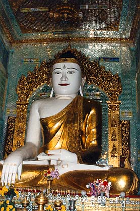The famous Buddha Image Archive of the SBM